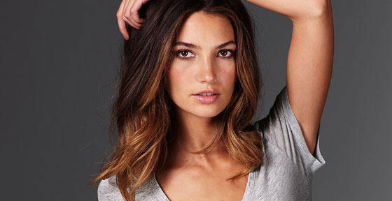 11 Famous Women With The Most Kissable Lips - GirlsAskGuys