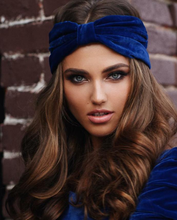 5 Hottest Instagram Celebrities with Natural Lips