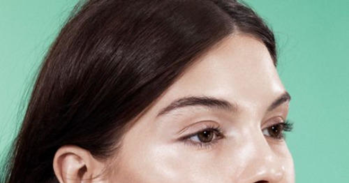 Spot 5 Unnatural Makeup Pics From The Natural LookBook - GirlsAskGuys