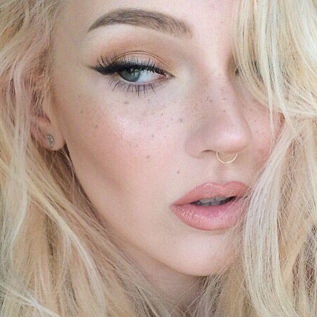 Reasons Girls Paint Fake Freckles On - GirlsAskGuys