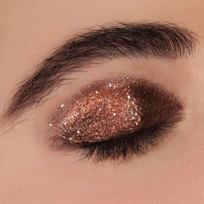 Glitter Eyeshadow Looks For All Occasions - GirlsAskGuys