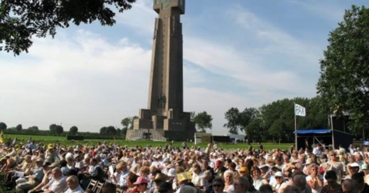 5 amazing and unique traditions of Flanders - GirlsAskGuys