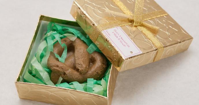 Is it illegal to poop in a box and send it through the mail? - GirlsAskGuys