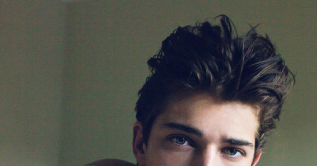 Ladies What Makes A Guy Attractive Girlsaskguys