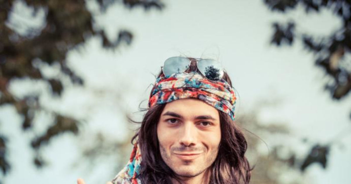 Are pacifists strong and brave or weak and cowards? - GirlsAskGuys