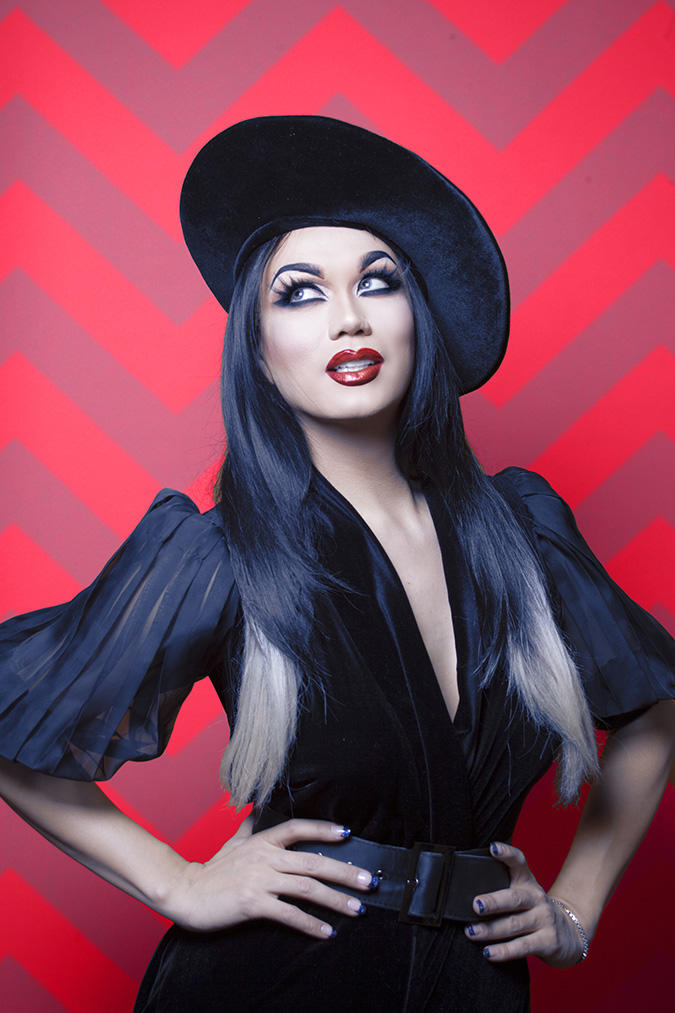 Which drag queen is the most "fishiest"- feminine looking? - GirlsAskGuys