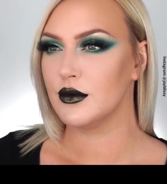 Guys, Do men like strong makeup looks? - GirlsAskGuys
