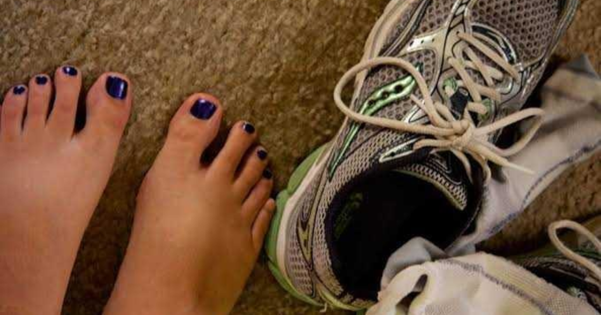 Would You Date Someone With A Foot Fetish Girlsaskguys