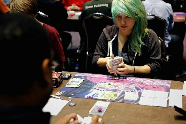 Girls, do you play trading card games aka Pokemon and MTG? - GirlsAskGuys