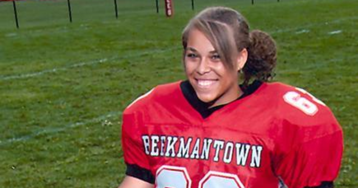 Would you let Emily join the girls football team yes or no? - GirlsAskGuys