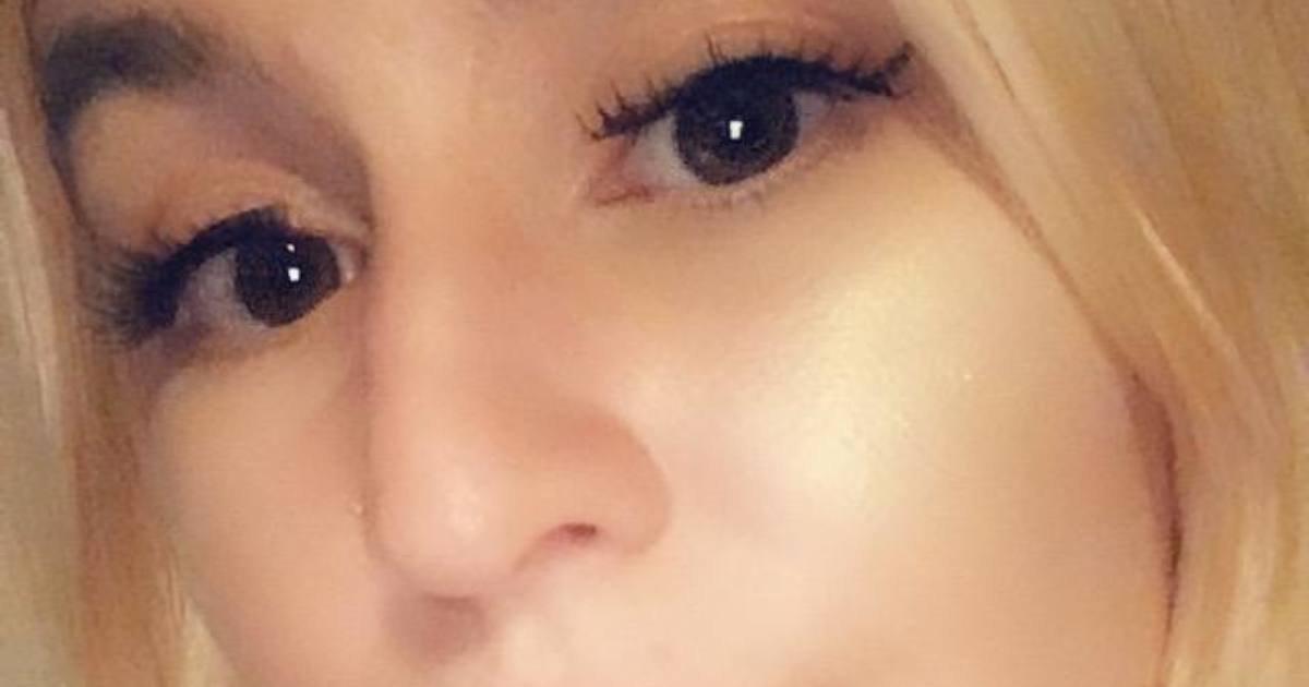 Am I too pale? People say I’m too pale? - GirlsAskGuys