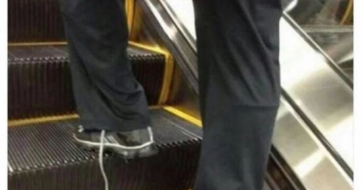 Do you ever see kids walking around with untied shoe laces? - GirlsAskGuys