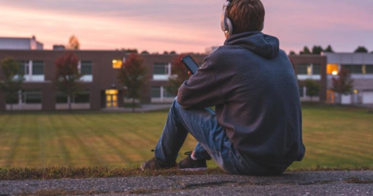 Would you rather your partner be a loner or should they have a lot of ...