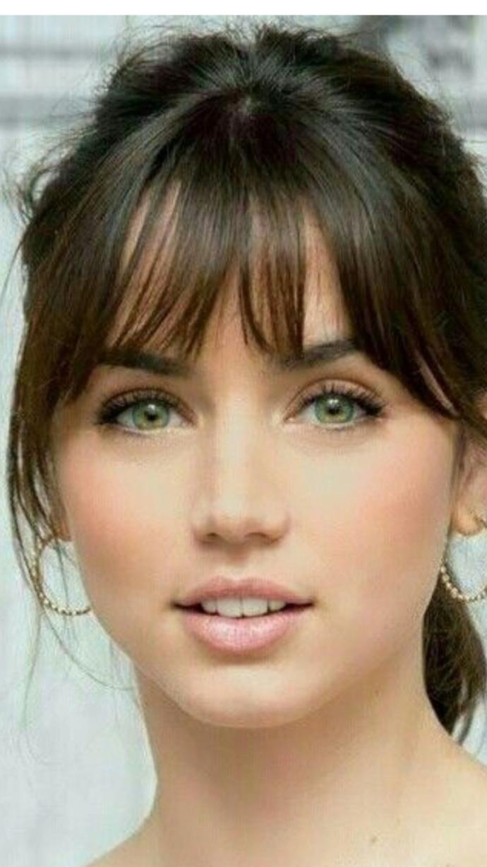 Do you think it looks better for girls to have sculpted faces with high ...
