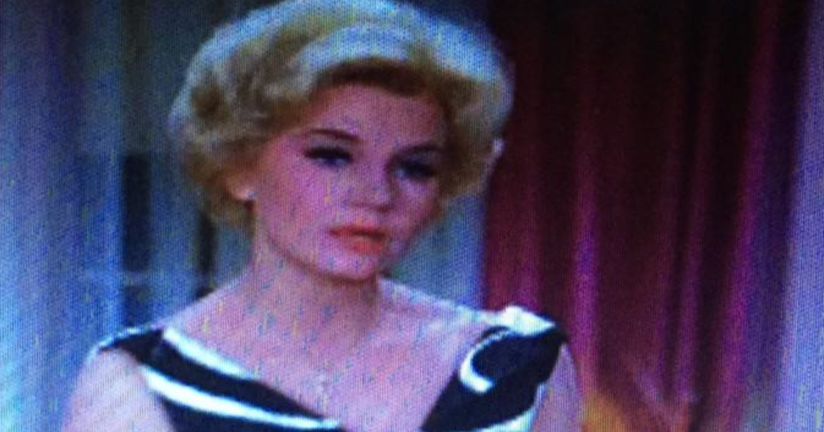 60s sitcom fans! Which dress looks best on Elizabeth Macrae? - GirlsAskGuys