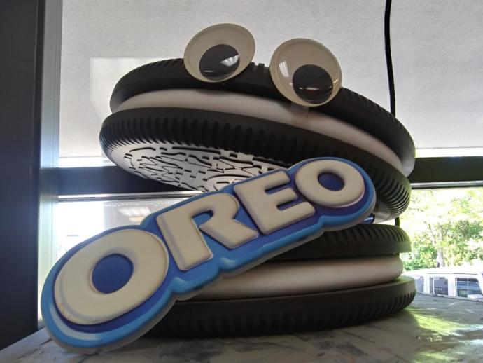 What do you think of this Oreo advertisement/mascot? - GirlsAskGuys