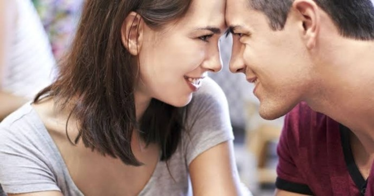 What does eye contact mean? - GirlsAskGuys