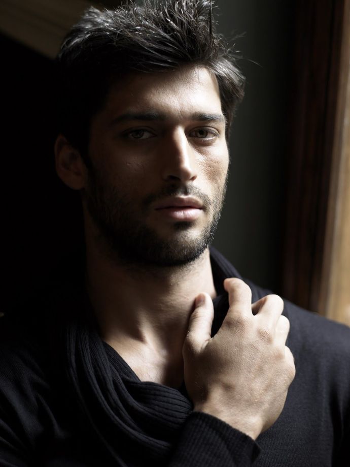 What’s the allure of Italian and Greek men? - GirlsAskGuys