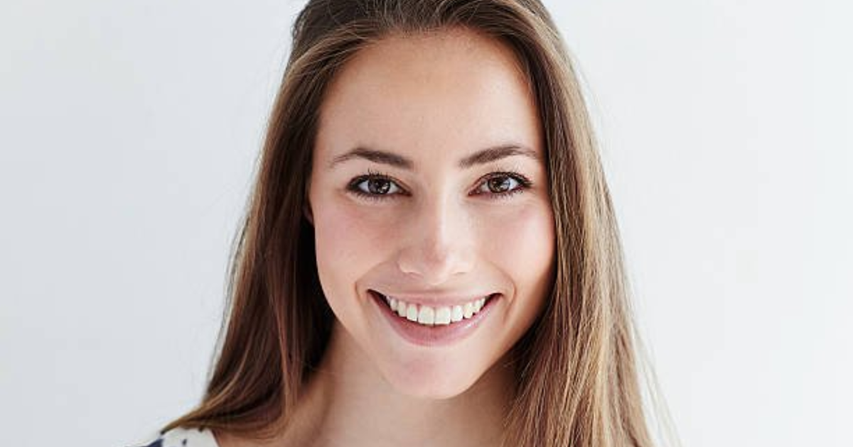 Can smiling make an average face woman look cute? - GirlsAskGuys