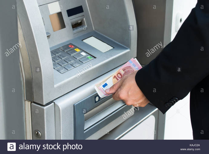 Are men ATM machines? - GirlsAskGuys
