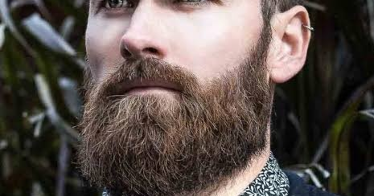 Heavy beard, light beard, or clean shaven? What do you prefer on men ...