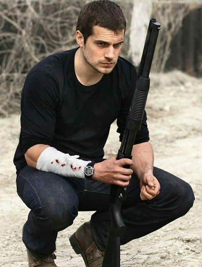 Would you date a guy who owns guns? - GirlsAskGuys