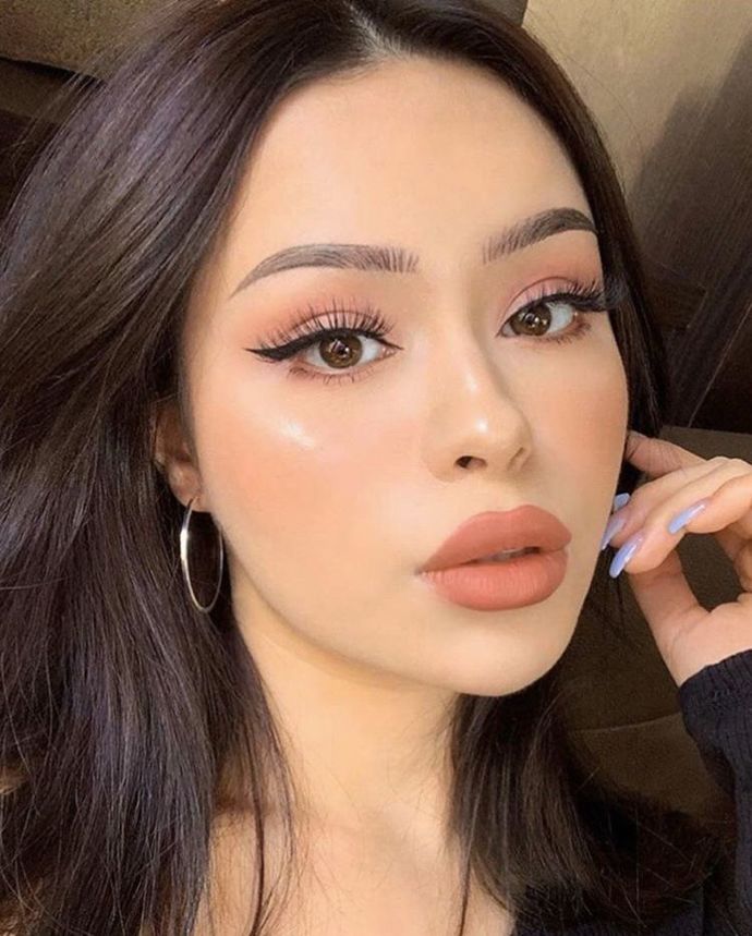 Dewy look or Matte look? - GirlsAskGuys