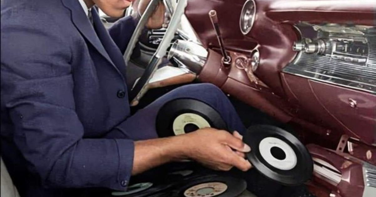 Who remembers when cars has built-in record players? - GirlsAskGuys
