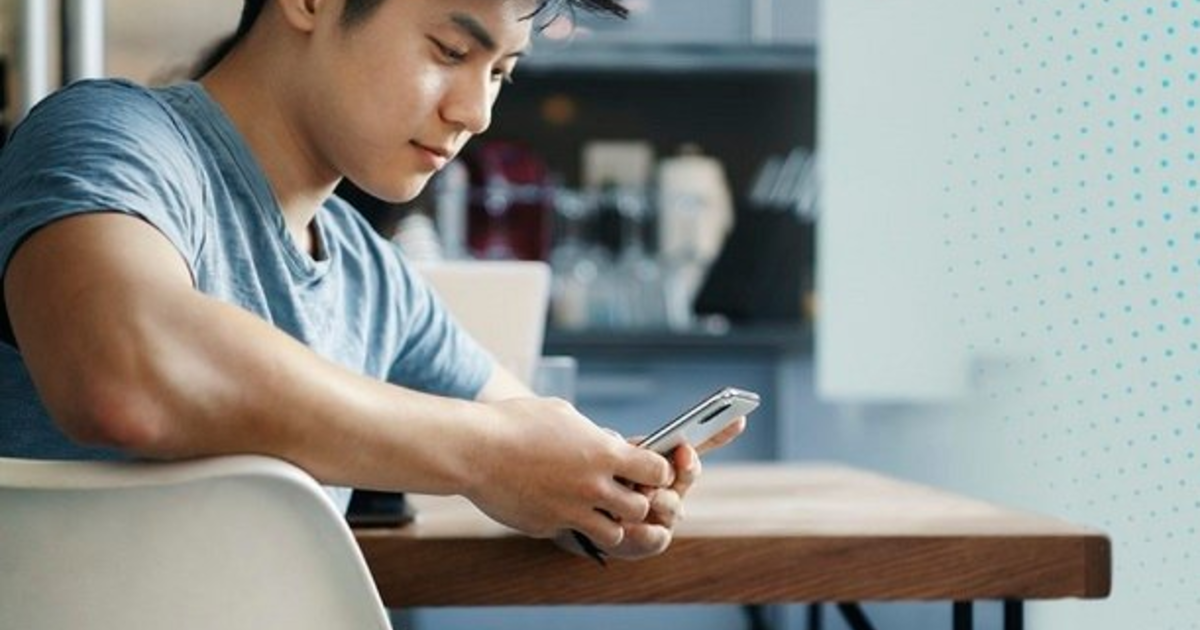 Why do ex’s text you, even if they are in a relationship? - GirlsAskGuys
