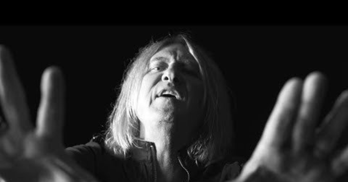 Who sang it Better: Personal Jesus: Depeche Mode, Johnny Cash or Def ...