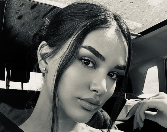 Guys, What is more your type physically? - GirlsAskGuys