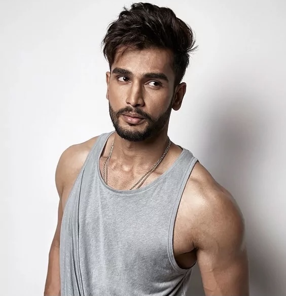 What type of guys look the best? - GirlsAskGuys