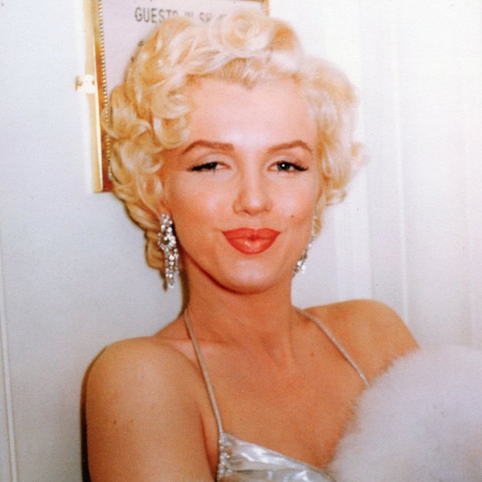 In your opinion this Marilyn Monroe haircut suits me? - GirlsAskGuys