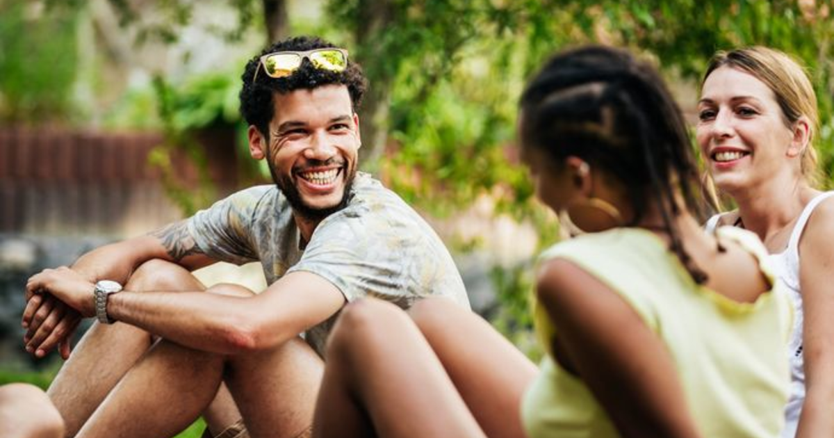 Are introverted or extroverted people more attractive? - GirlsAskGuys