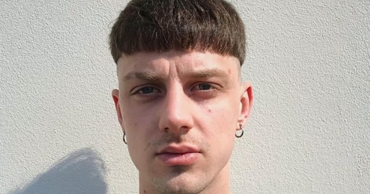 Your long time barber/hair stylist gave you an atrocious haircut. What ...