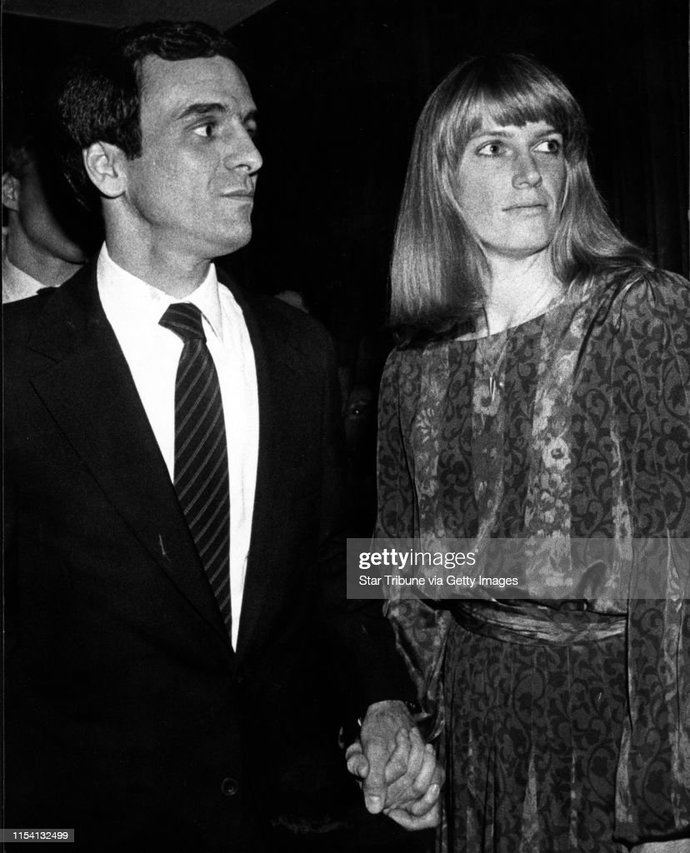 Who is the most suspiciously tranly looking woman that you know ...