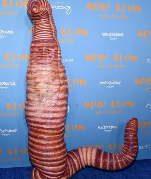Is Heidio Klums Worm Costume The Best Halloween Costume Ever