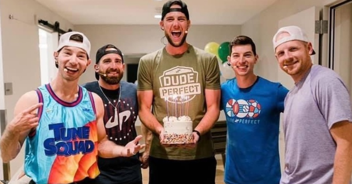 Are You Insecure About Your Height? - GirlsAskGuys