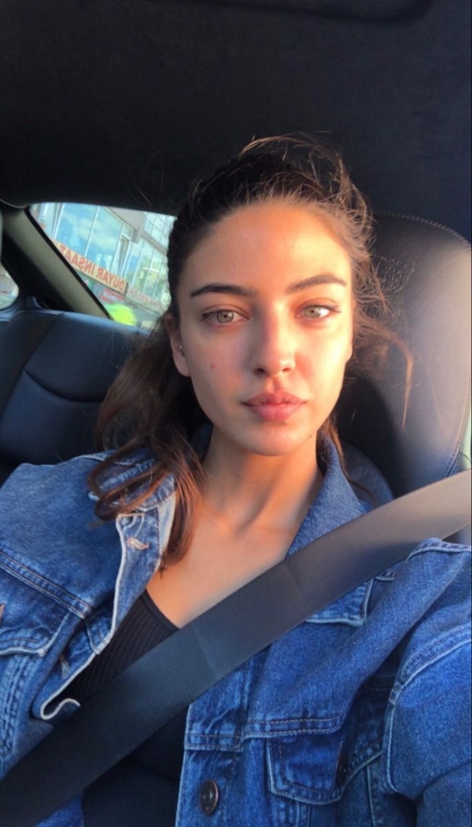 Do you find this Turkish actress pretty? - GirlsAskGuys