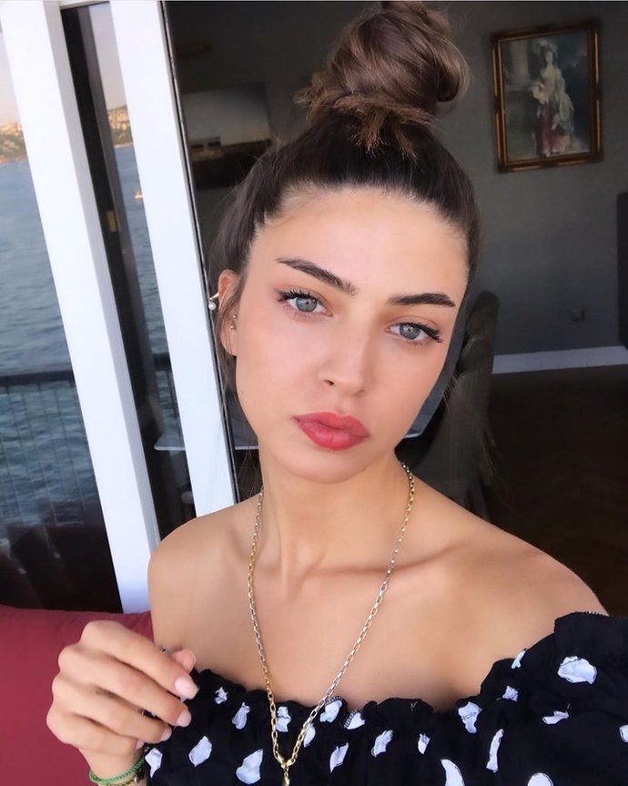 Do you find this Turkish actress pretty? - GirlsAskGuys