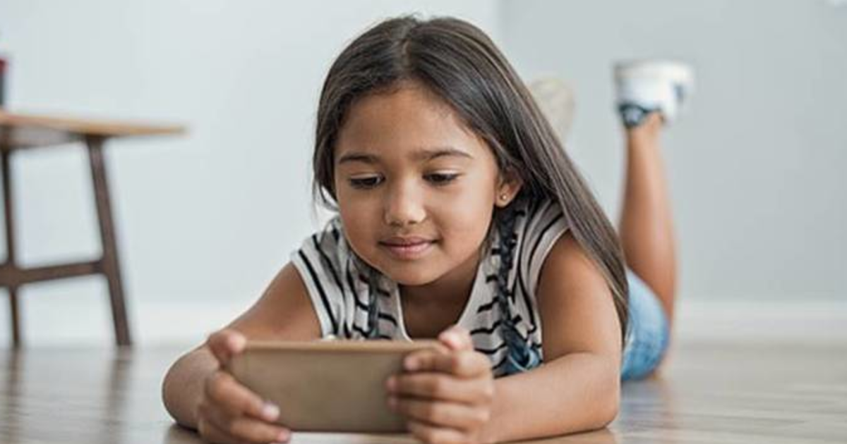 Should parents let their kids use social media (assuming proper ...