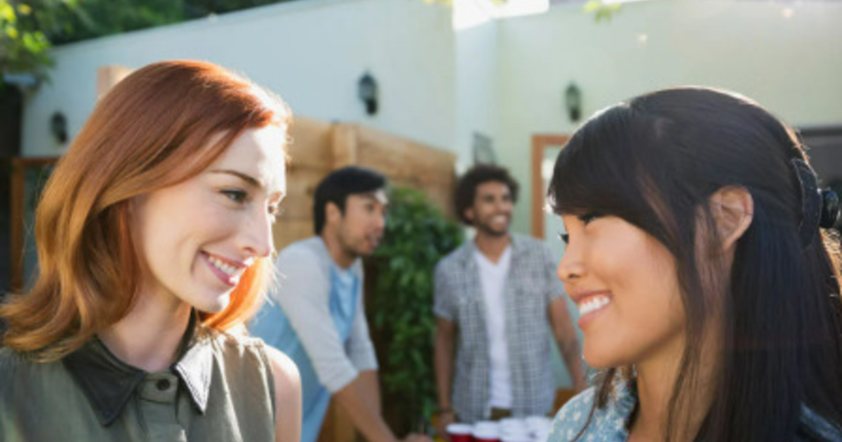 Why does she always say hello to me but completely ignores me when she ...