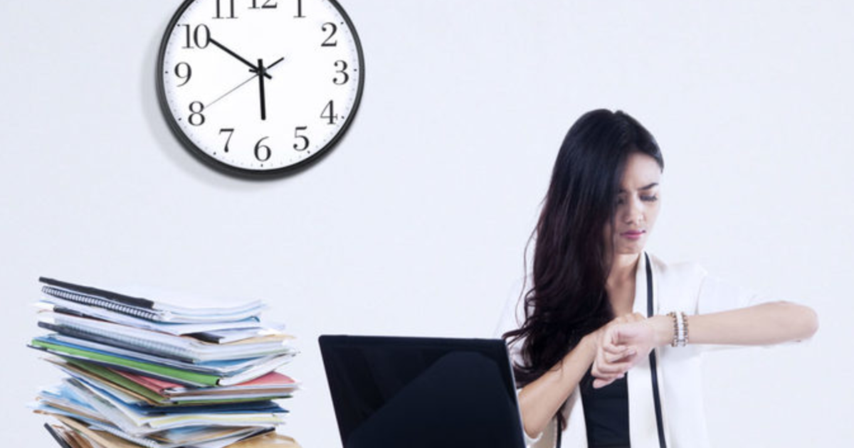 What appears to be the busiest days of the week when you’re working? - GirlsAskGuys