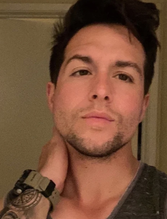 Does Facial Hair Make Men Appear More Masculine Girlsaskguys
