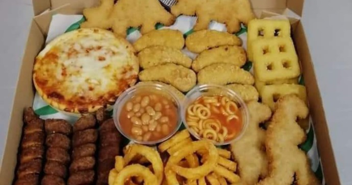 What's the best thing on a beige buffet? - GirlsAskGuys