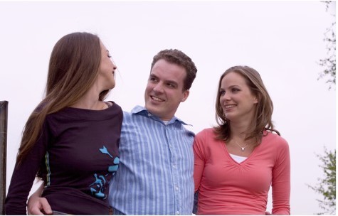 Is it wrong to love two woman at the same time? - GirlsAskGuys