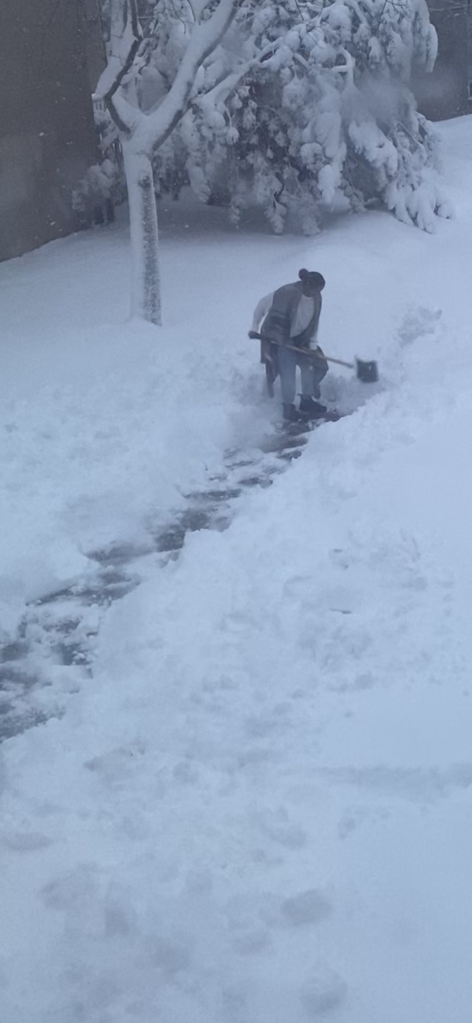 Is 4 inches a lot of snow? - GirlsAskGuys