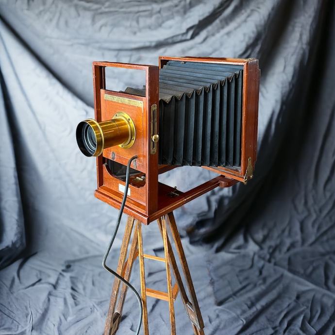 What is the oldest electronic device in your home? - GirlsAskGuys