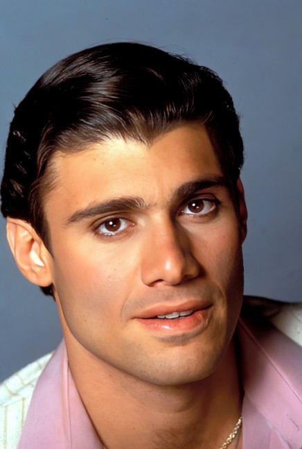 Do you find Manny Ribera physically attractive? - GirlsAskGuys