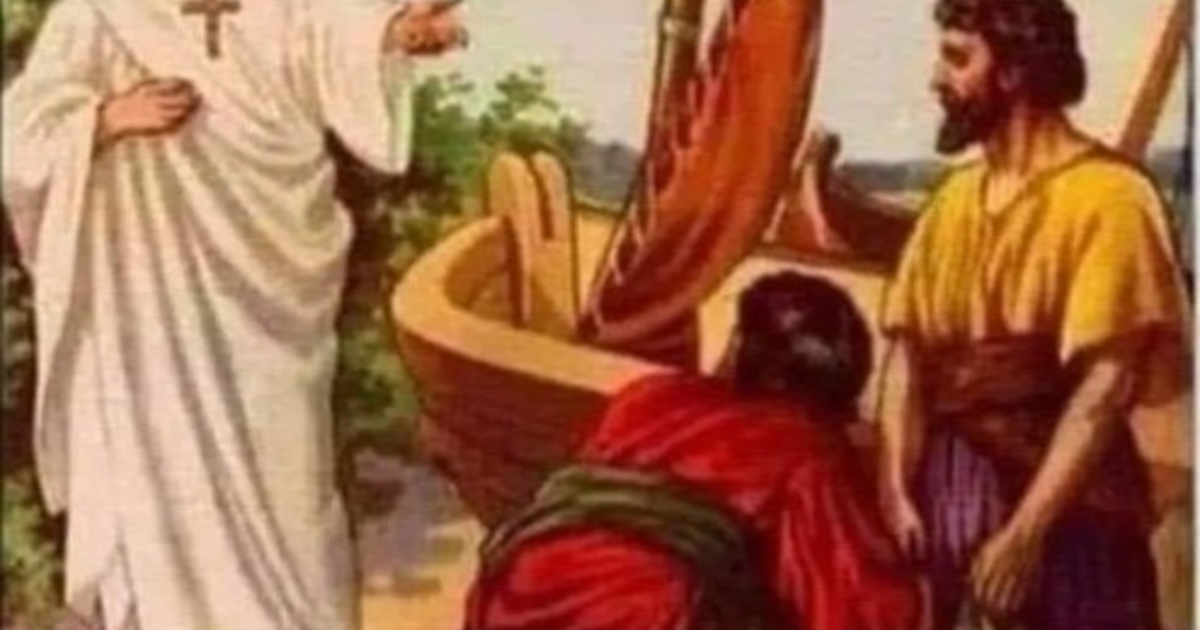 Why is Jesus often depicted wearing a cross necklace? - GirlsAskGuys